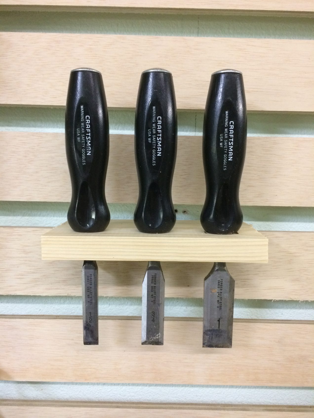 Today’s CNC Carving: A Chisel Rack